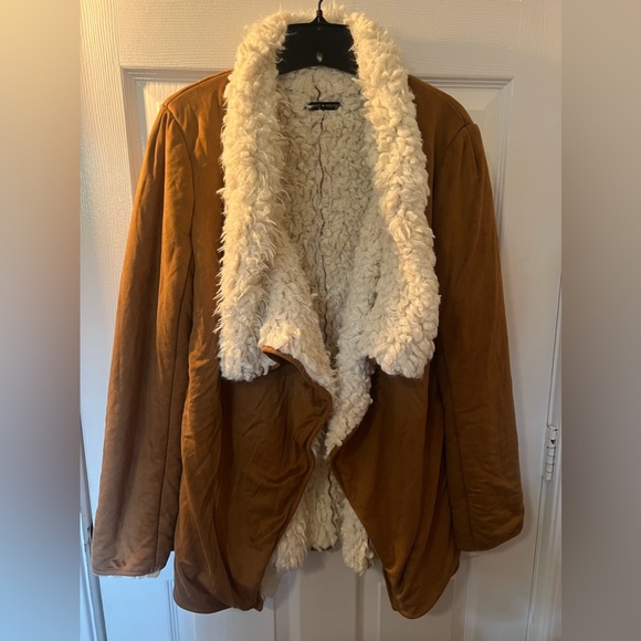 Brandy Melville | Jackets & Coats | Brandy Melville Almost Famous Penny ...